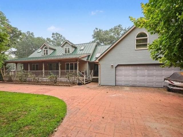 9451 Crescent Beach Rd, Sand Point, MI 48755