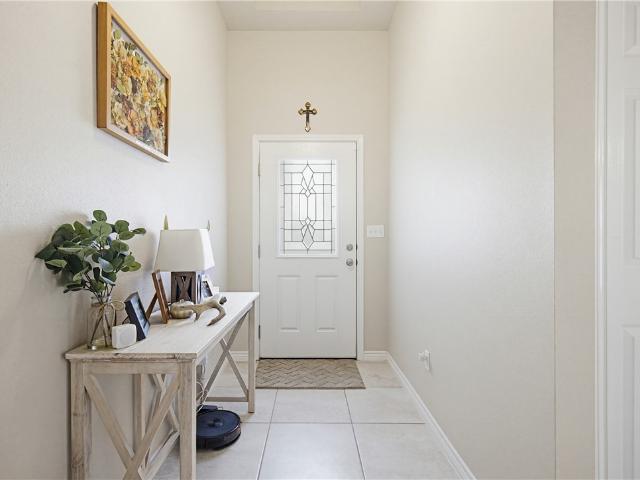 9453 English Oak Drive