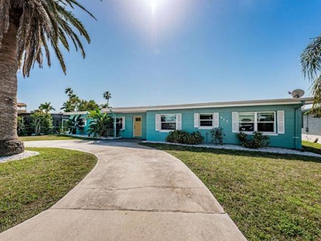945 182nd Ave E, Redington Shores, FL 33708