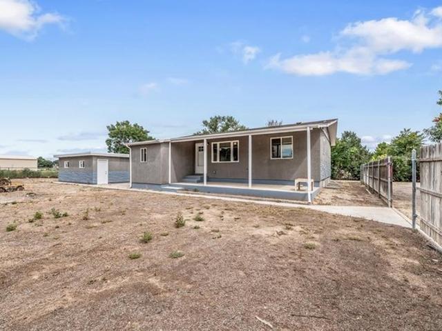 945 29th Ln, Pueblo, CO 81006