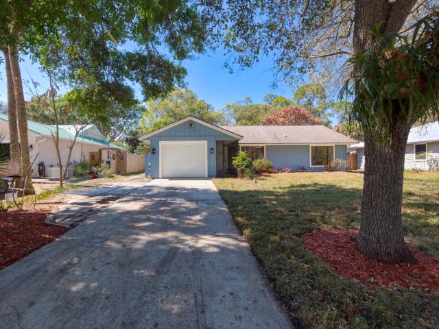 945 33rd Ave SW, Vero Beach, FL 32968 | Compass