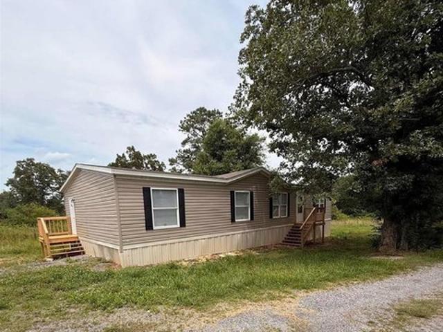 945 Church Rd, Fyffe, AL 35971