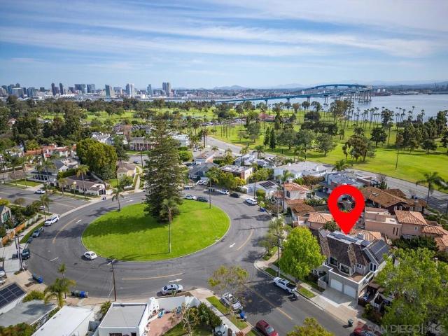 945 Bay Circle