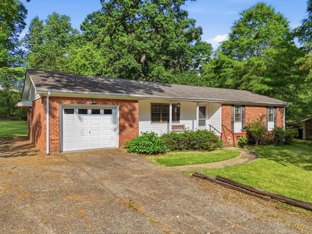 945 Brynwood Terrace