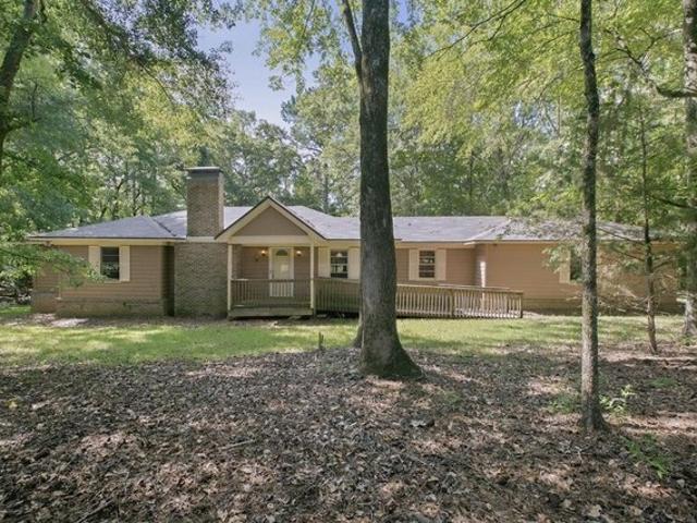 945 Deer Run Dr, Ellerslie, GA 31807