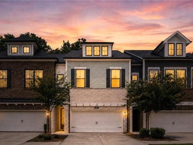 945 Kenway Ave, Roswell, GA 30076