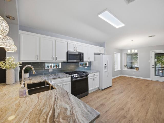 945 King Cotton Ln