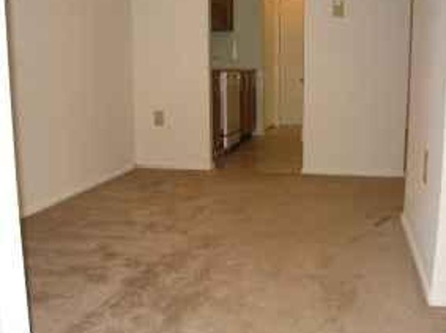 $945 LOOK TODAY, MOVE TOMORROW! GLEN BURNIE, MD map