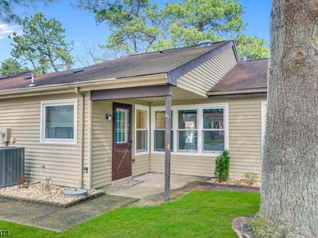 945 Liverpool Cir, Manchester Township, NJ 08759 | MLS #4018 | Compass