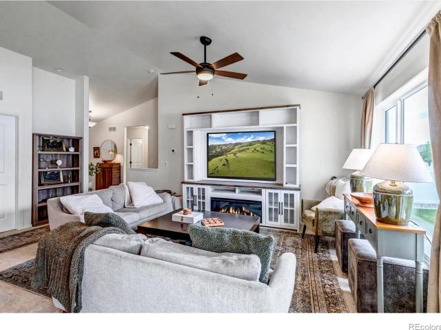945 Maplebrook Drive