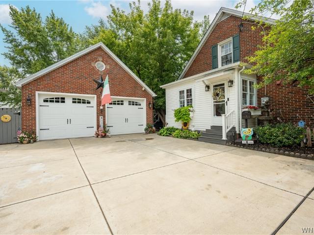 945 Mineral Springs Road