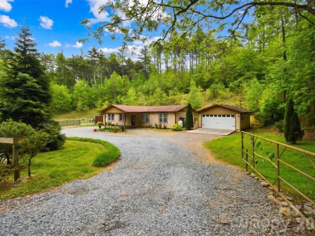 945 N Country Club Road