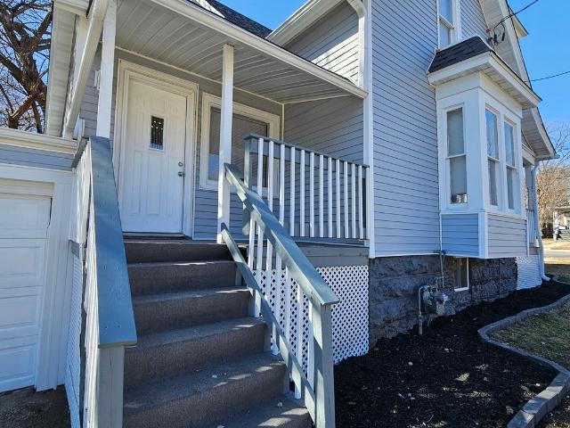 945 NORTH Avenue