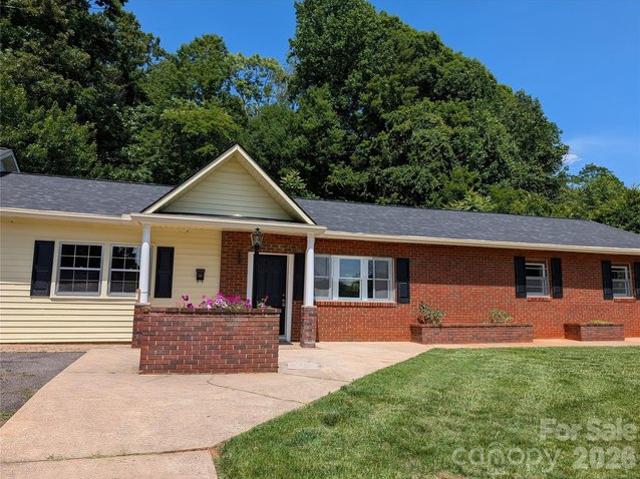945 Summers Rd, Valdese, NC 28690