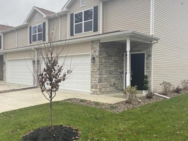 945 Paula Ct, Hobart, IN 46342