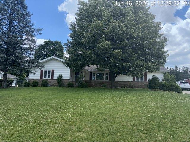945 Wooddale Dr, Urbana, OH 43078