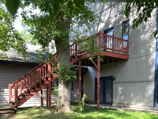 945 Unit B Fox Hill Dr, Indianapolis, IN 46228 | MLS #22059