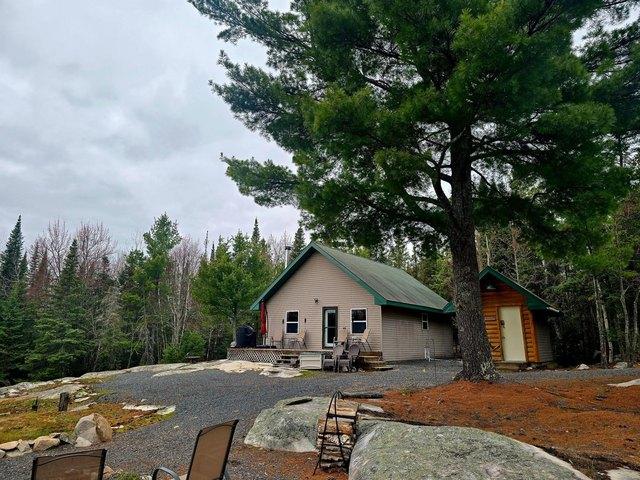 9464 Highway 53, Kabetogama, MN 56669