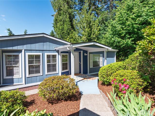 9466 Silver Creek Lane NW