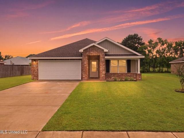 9467 Emersyn Ln, Biloxi, MS 39532