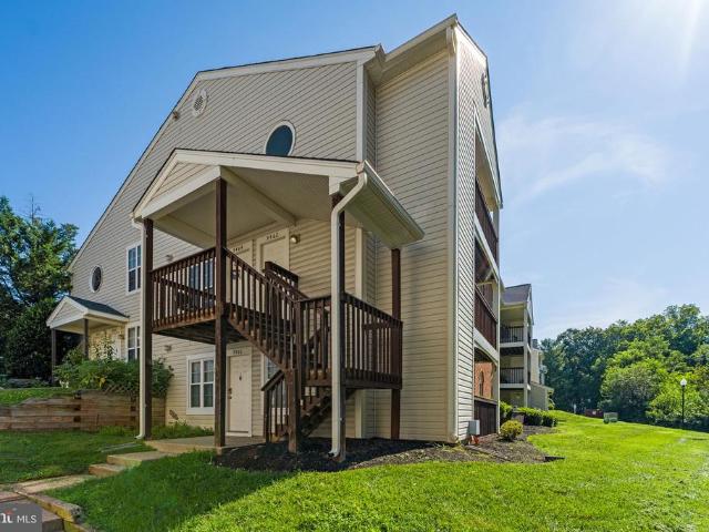 9462 Scarlet Oak Drive