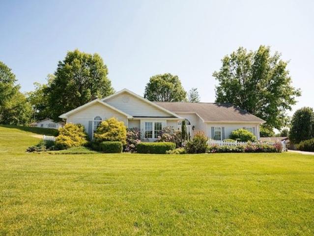 946 23rd St, Tell City, IN 47586
