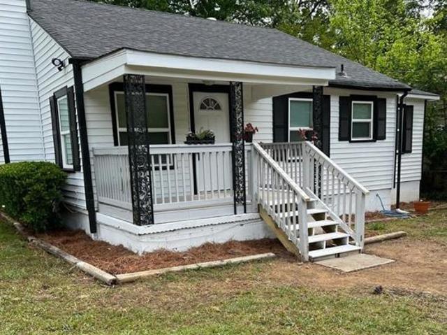 946 Dearing St, Forest Park, GA 30297