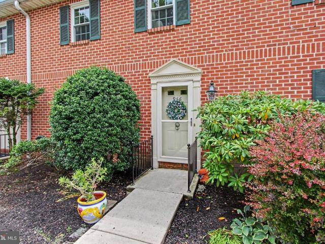 946 Eagle Lane # 946