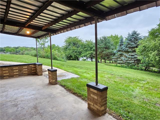 946 Herman Rd