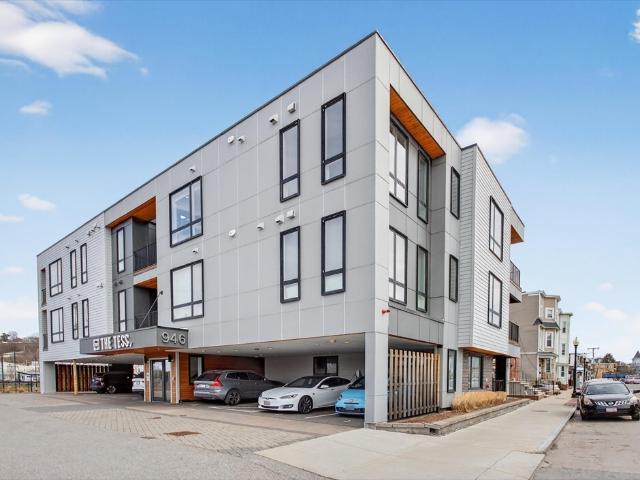 946 Saratoga St, Unit 303, Boston, MA 02128 | MLS #73545