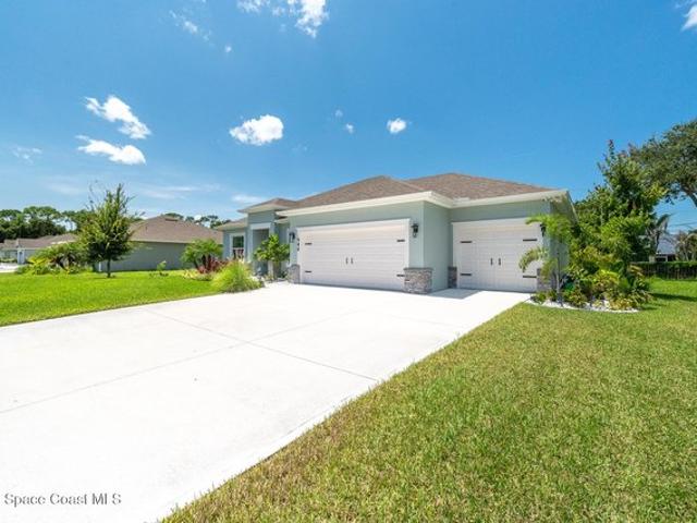 946 Roseland Rd, Sebastian, FL 32958