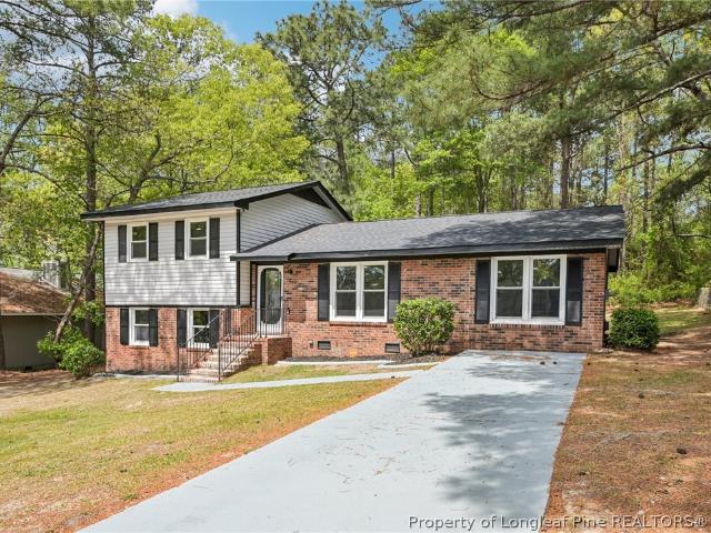 946 Rancho Dr, Fayetteville, NC 28303 | MLS #760553 | Compass