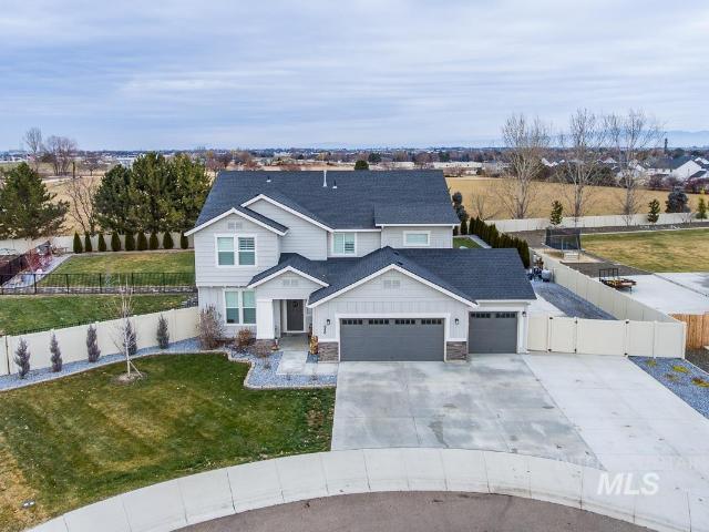 946 W Smallwood Ct
