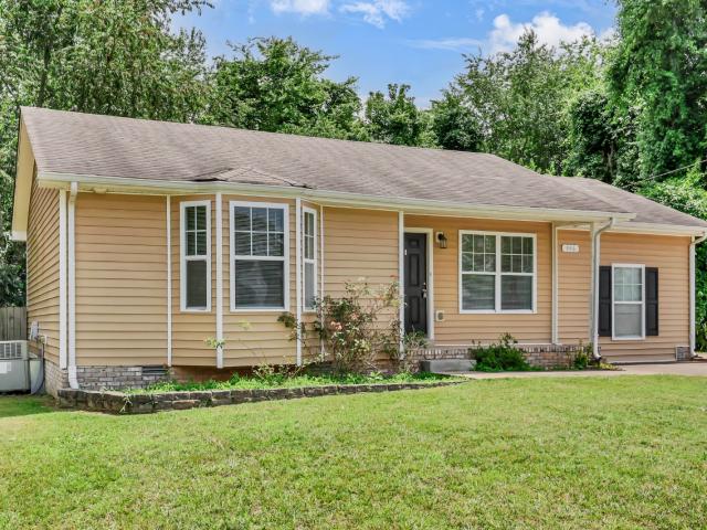 946 Van Buren Ave