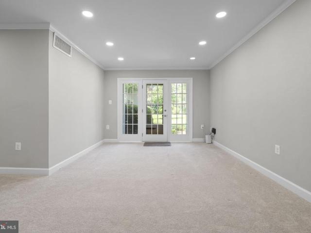 9475 Fairfax Boulevard # 102