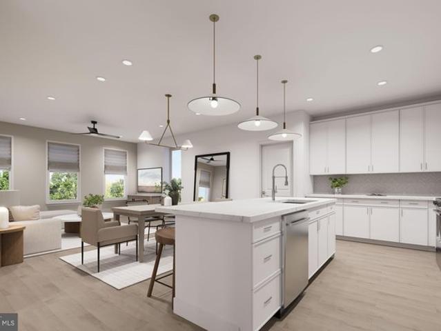 9475B Sprague Ave Unit 7, Fairfax, VA 22031