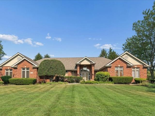 9478 W Golfview Dr, Frankfort, IL 60423