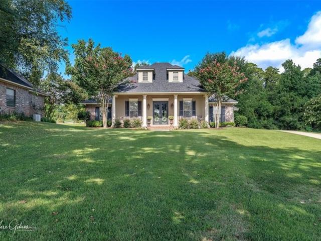 9472 Wrenwood Blvd, Shreveport, LA 71106