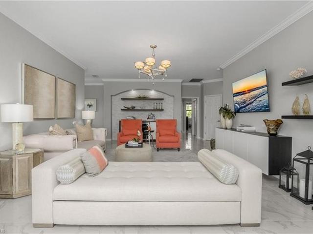 9473 Casoria Ct Unit 202, Naples, FL 34113