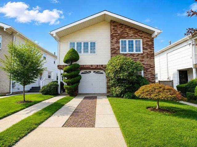 947 Bard Ave, Staten Island, NY 10301