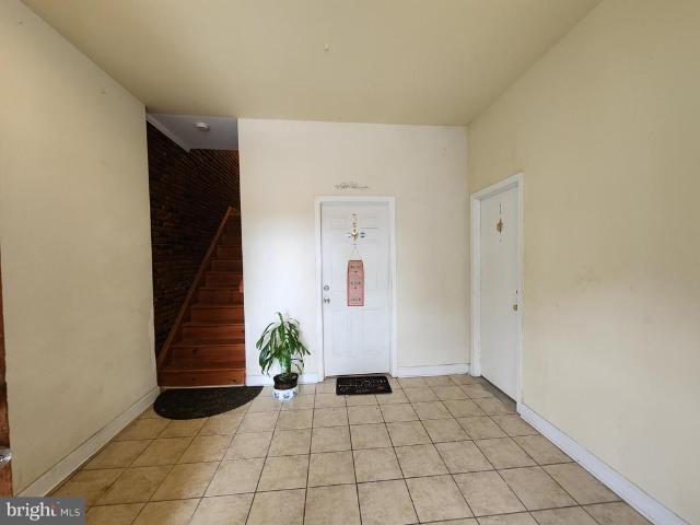 947 Brooks Lane # 1