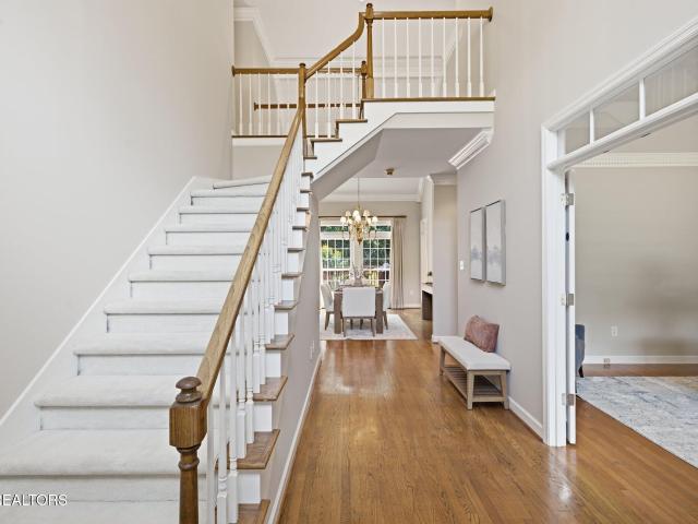 947 Hamilton Ridge Lane
