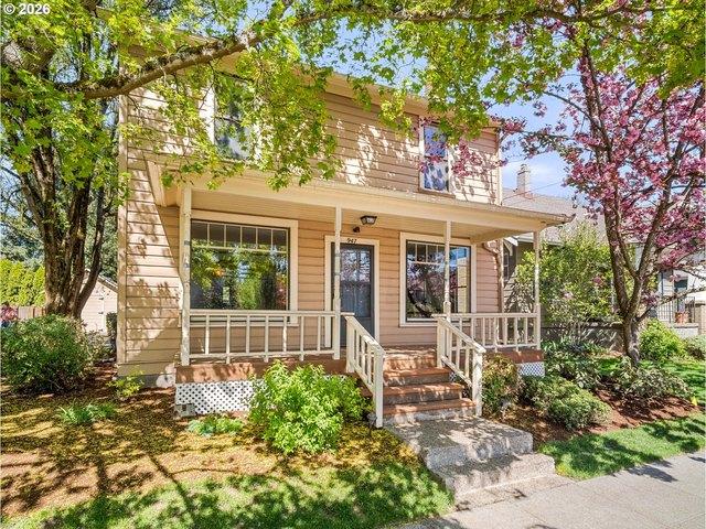 947 SE Spokane St, Portland, OR 97202