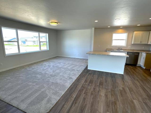 947 Sully Way