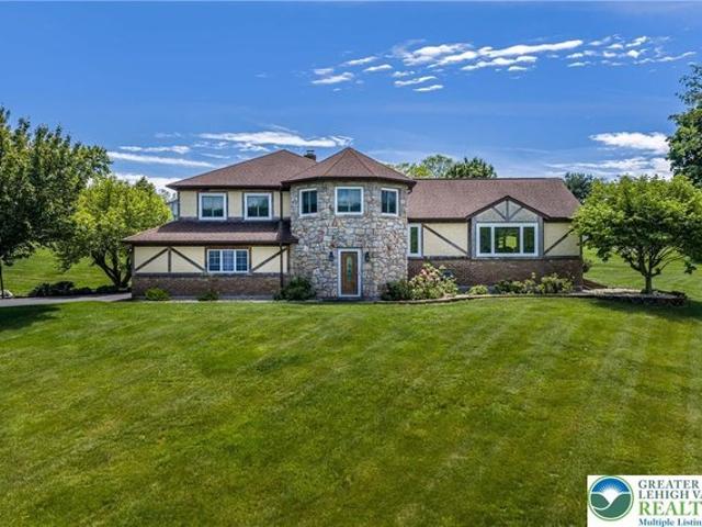 947 Tamenend Rd, Moore Township, PA 18014