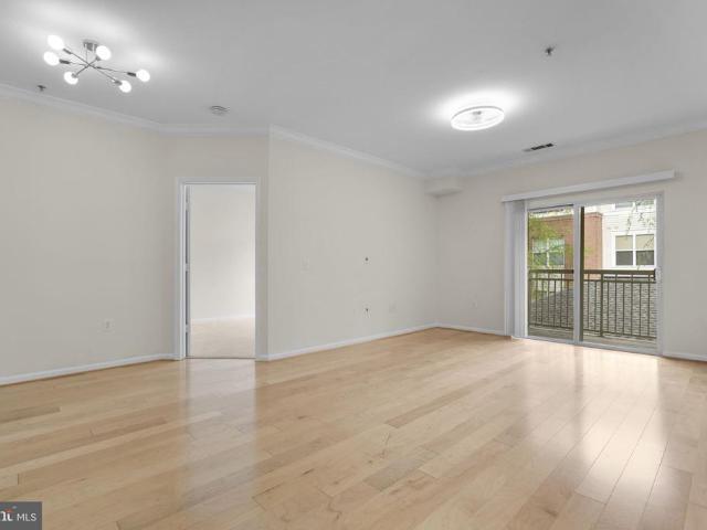 9486 Virginia Center Boulevard # 203
