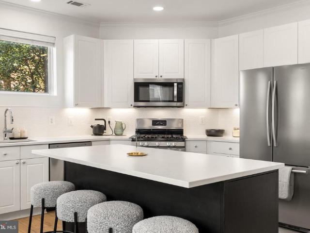 9486 Virginia Center Boulevard # 2