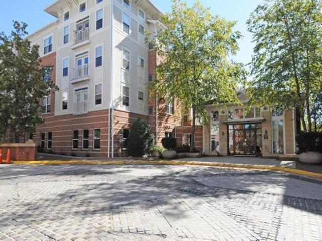 9486 Virginia Center Blvd #318 Vienna, VA 22181