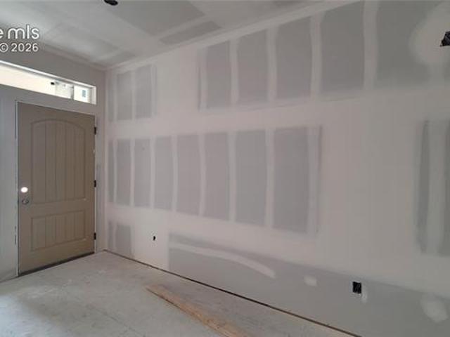 9486 Wolf Valley Drive