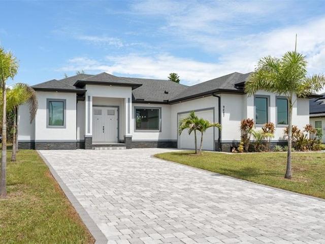 9487 Rosebud Cir, Port Charlotte, FL 33981